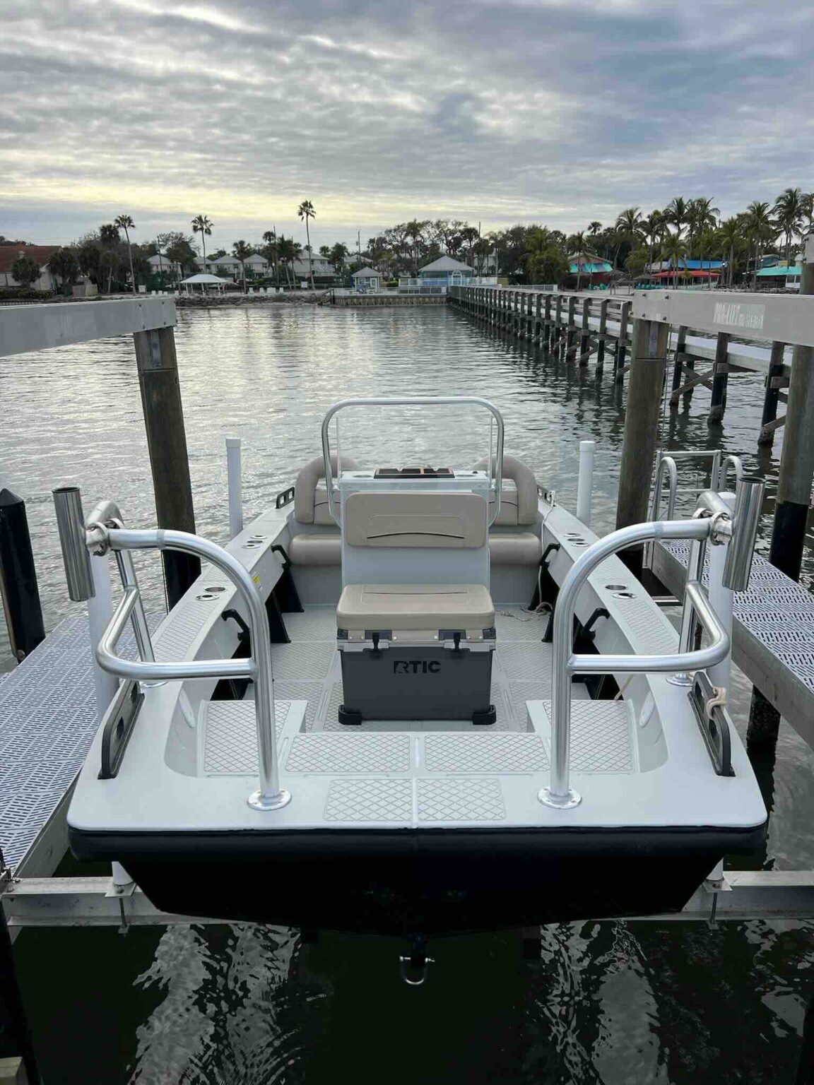 HDPE Plastic Boats - Legacy HDPE Boats